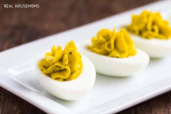 Pesto Deviled Eggs ⋆ Real Housemoms