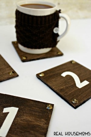 DIY Wooden Coasters ⋆ Real Housemoms