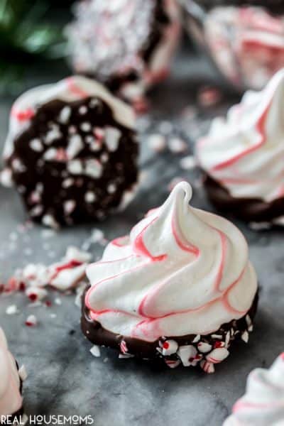 Peppermint Bark Meringues ⋆ Real Housemoms