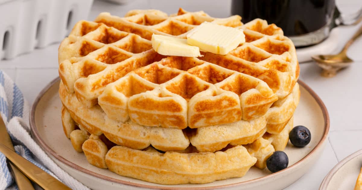 Perfect Waffles from Scratch ⋆ Real Housemoms
